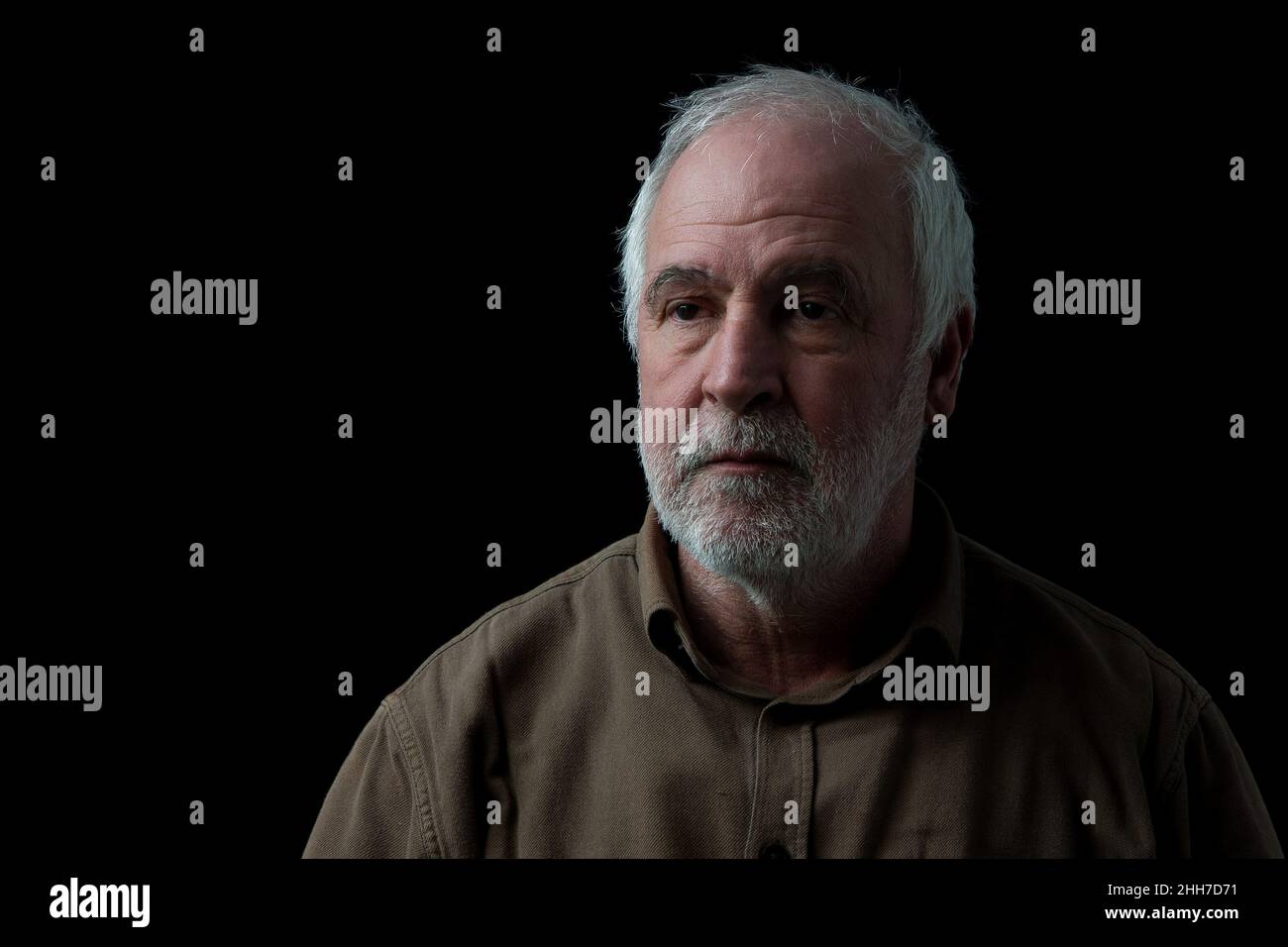 Black haired white person hi-res stock photography and images - Alamy