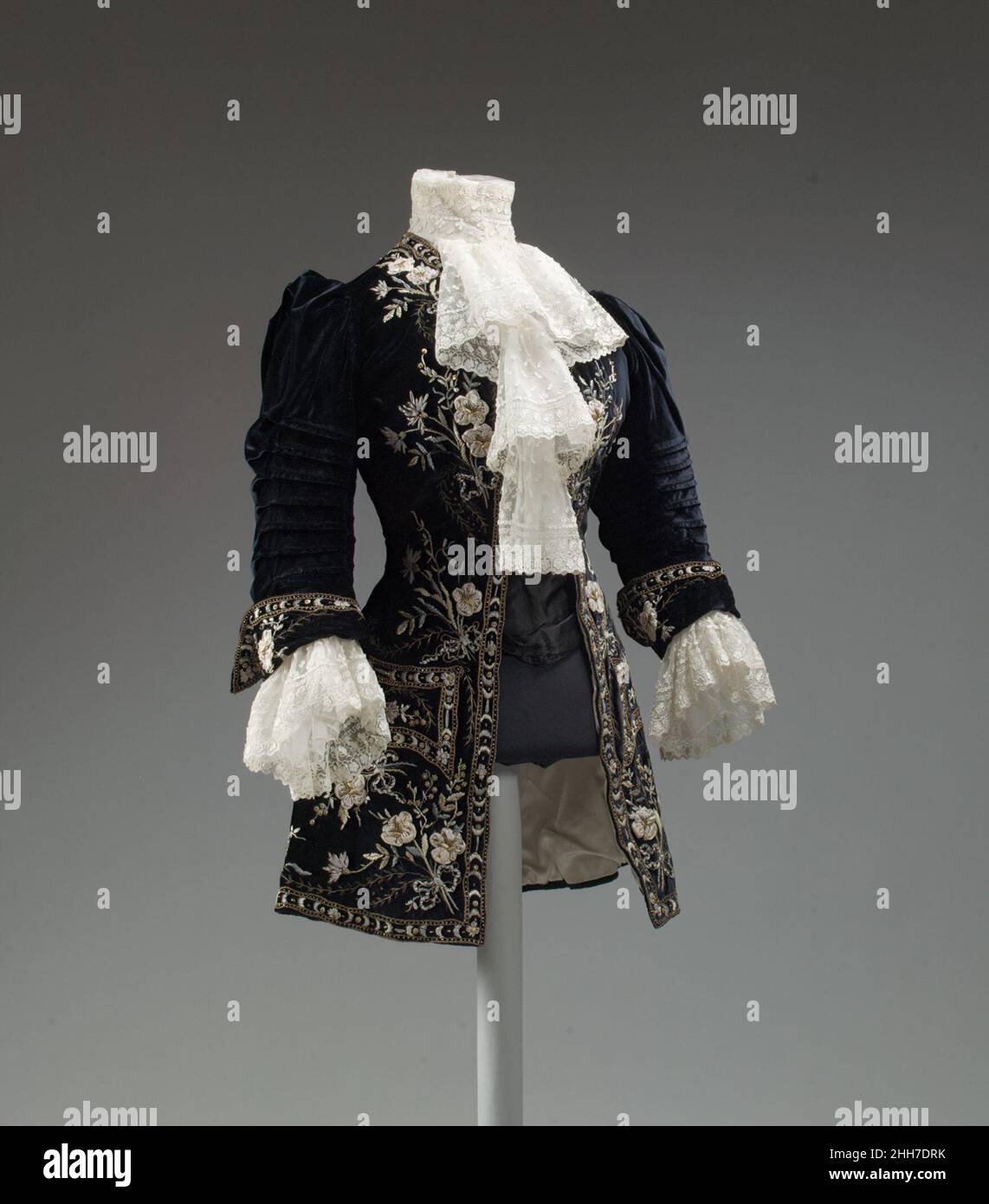 17th century uniforms hi-res stock photography and images - Alamy