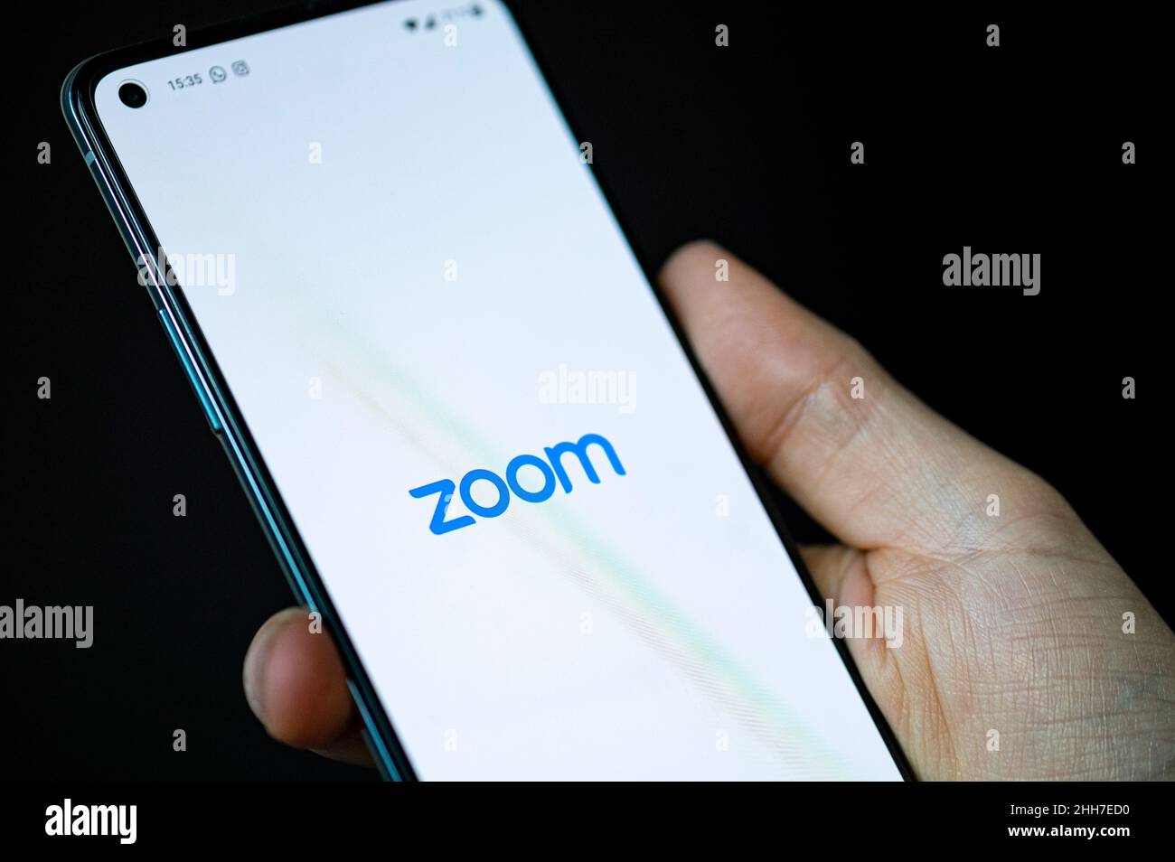 Logo of zoom hi-res stock photography and images - Alamy