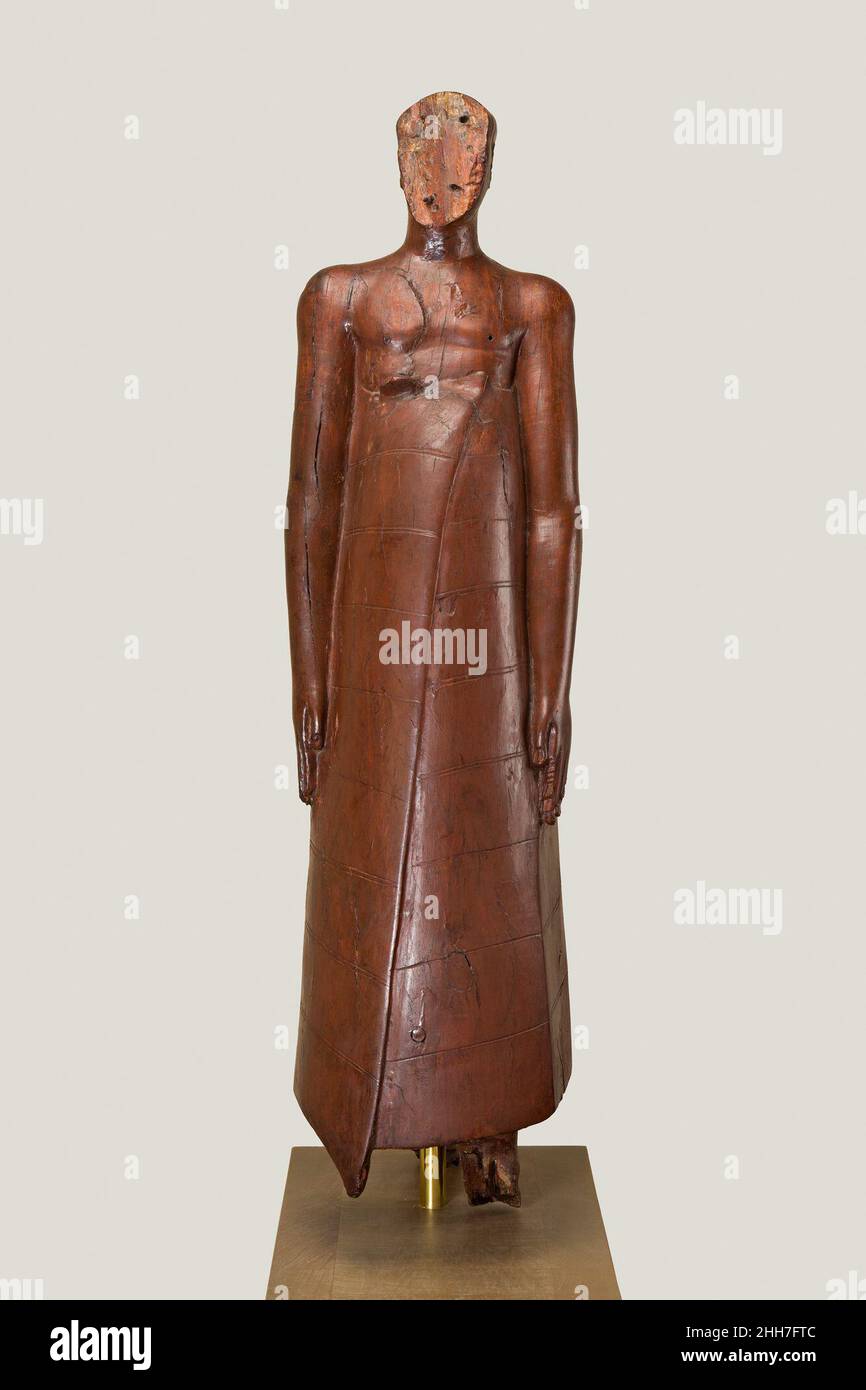Egypt wooden statues hi-res stock photography and images - Alamy