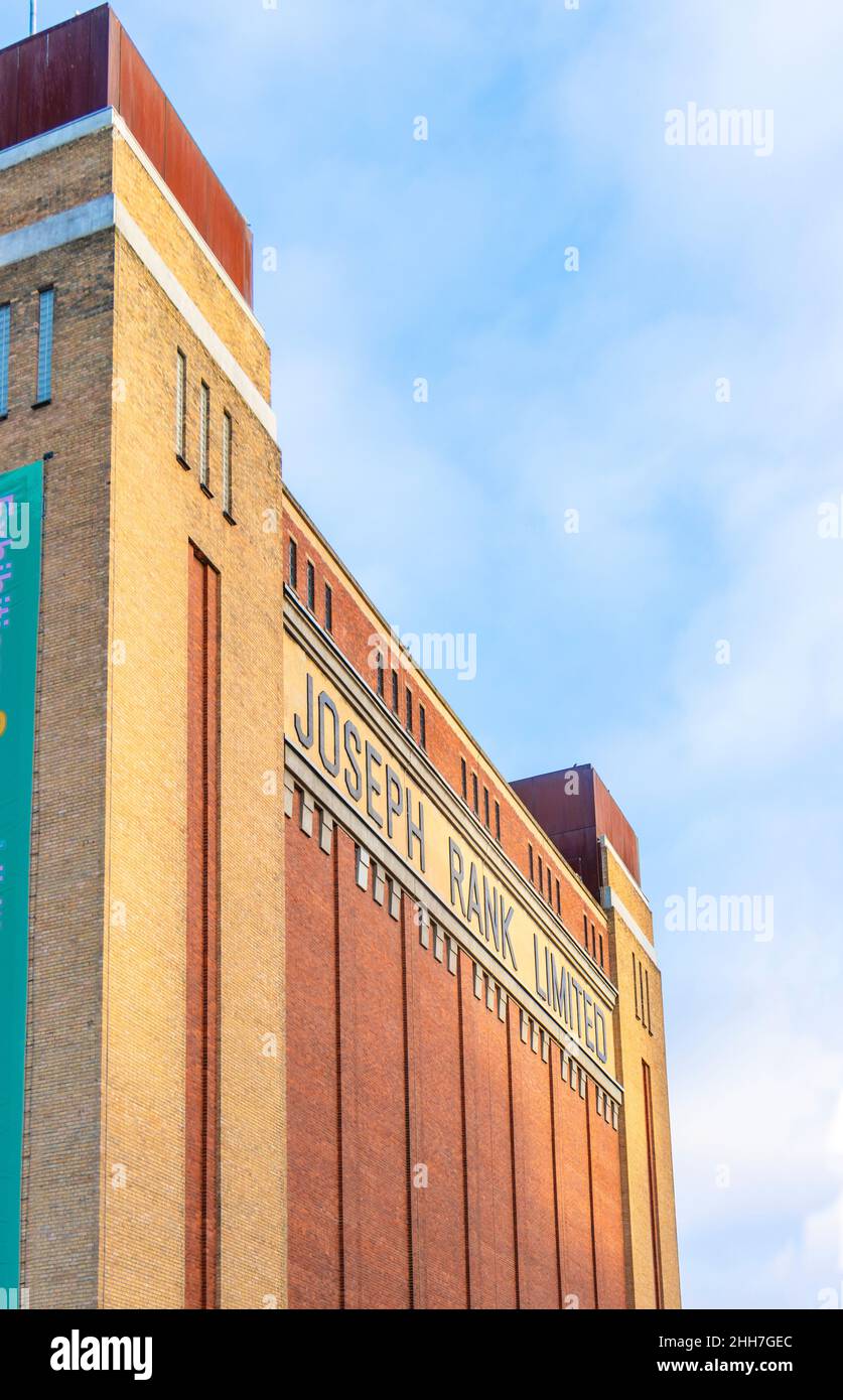 Joseph rank ltd hi-res stock photography and images - Alamy