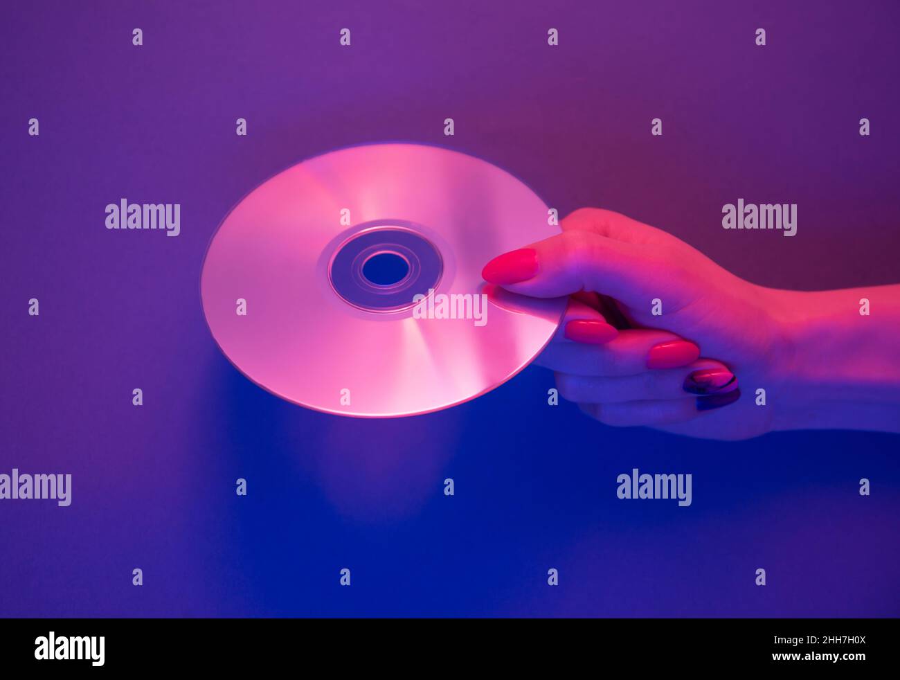 Disc in hand hi-res stock photography and images - Alamy