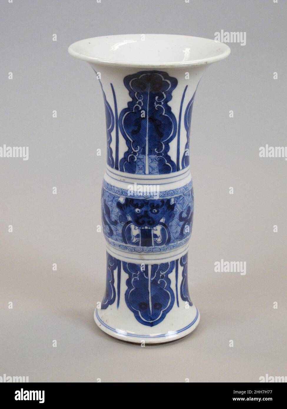Gu vase hi-res stock photography and images - Alamy