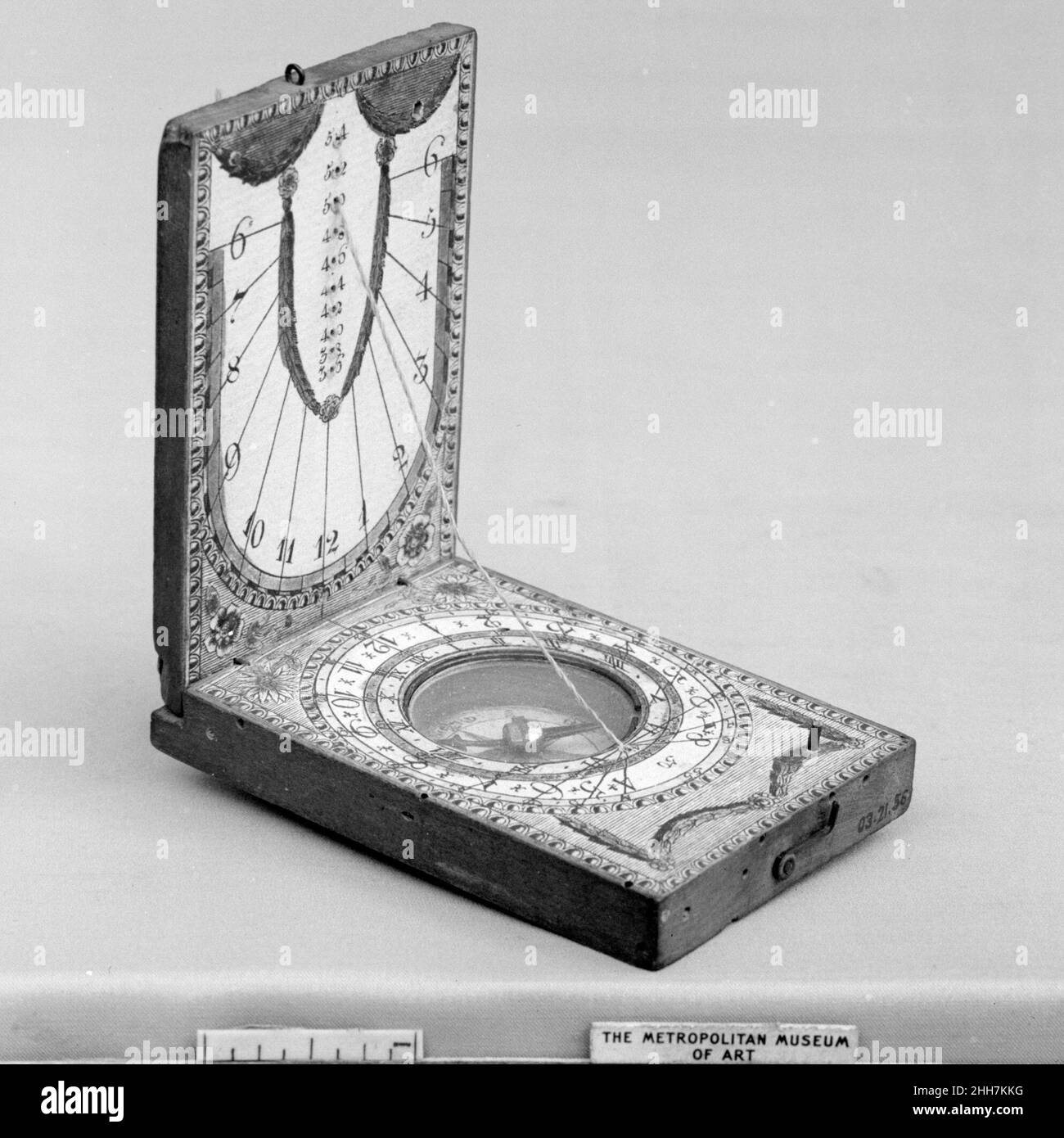 Portable compass dial 18th century Possibly by E.C. Stockert. Portable ...