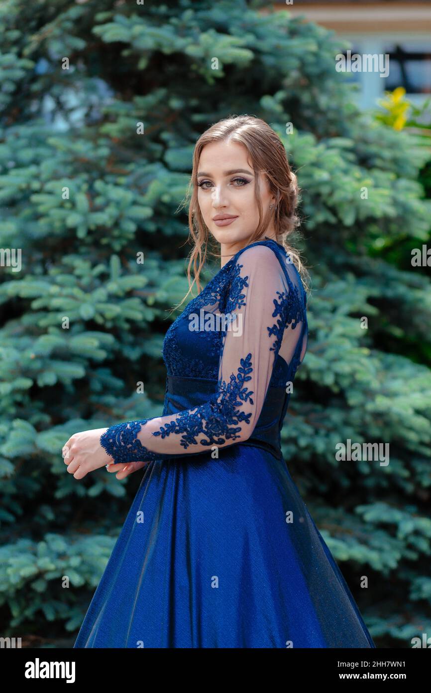 High school prom queen hi-res stock photography and images - Alamy