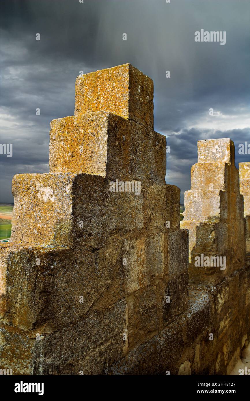 Spanish medieval royalty hi-res stock photography and images - Alamy