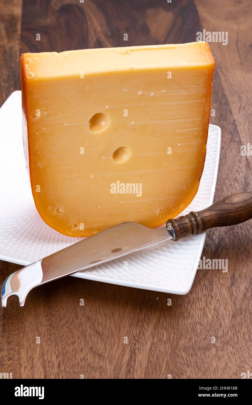 Beemster cow hi-res stock photography and images - Alamy