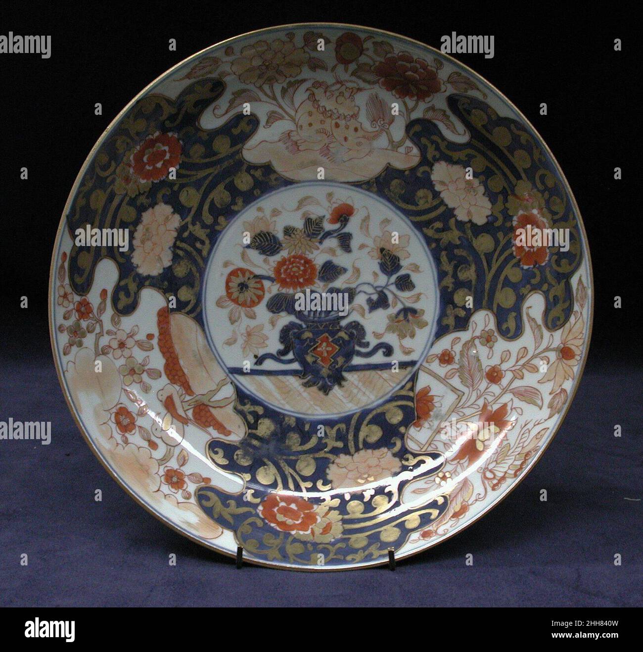 Dish 18th century Chinese, for European market The gift of the Hans Syz ...
