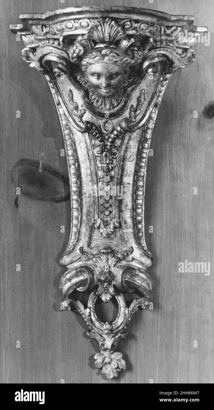 French brackets hi-res stock photography and images - Alamy