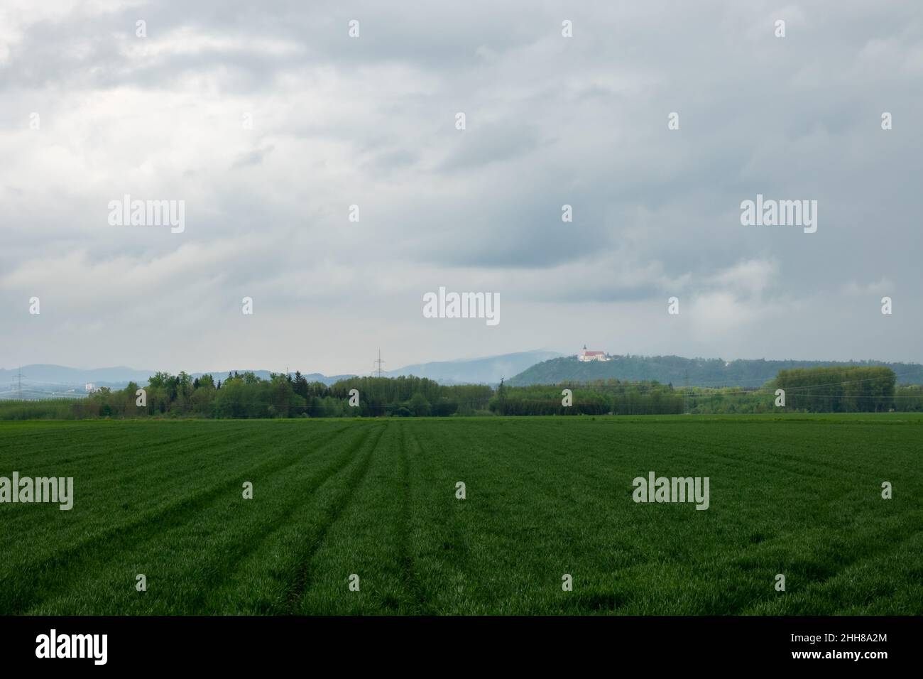 Clouds puffy sunset ocean not water hi-res stock photography and images ...