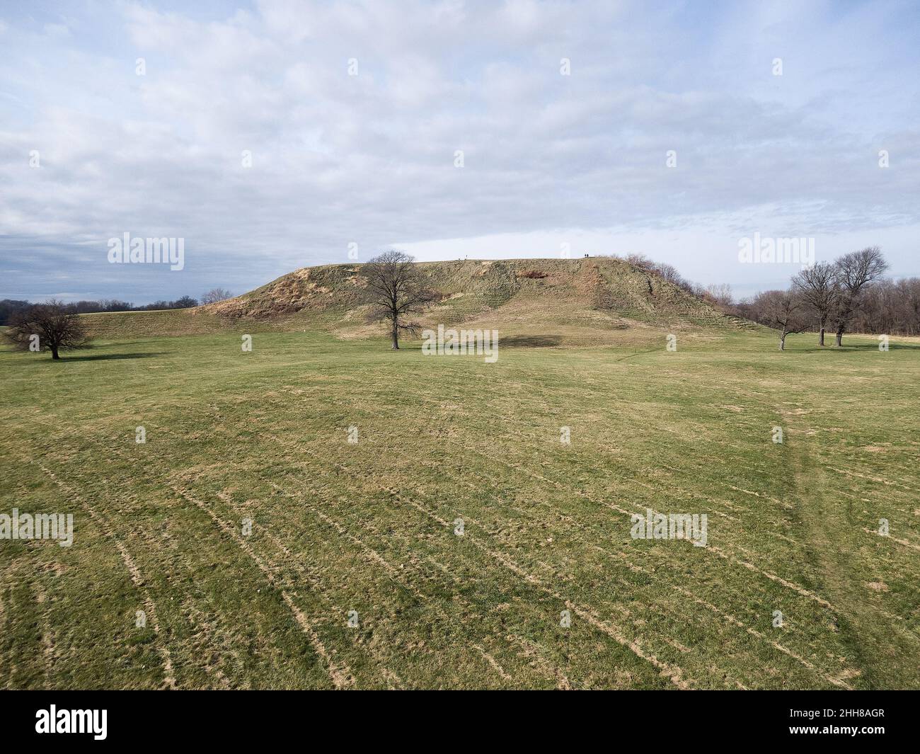 Cahokia mounds hi-res stock photography and images - Alamy