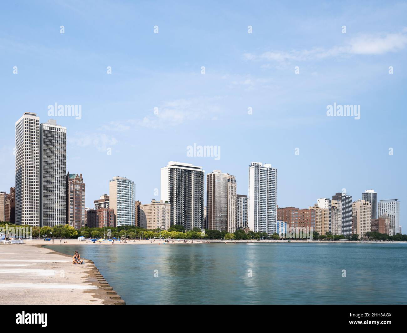 High rise residential buildings on Lake Shore Drive Stock Photo - Alamy