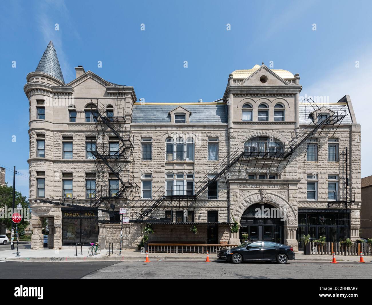 Chicago city hall hi-res stock photography and images - Alamy