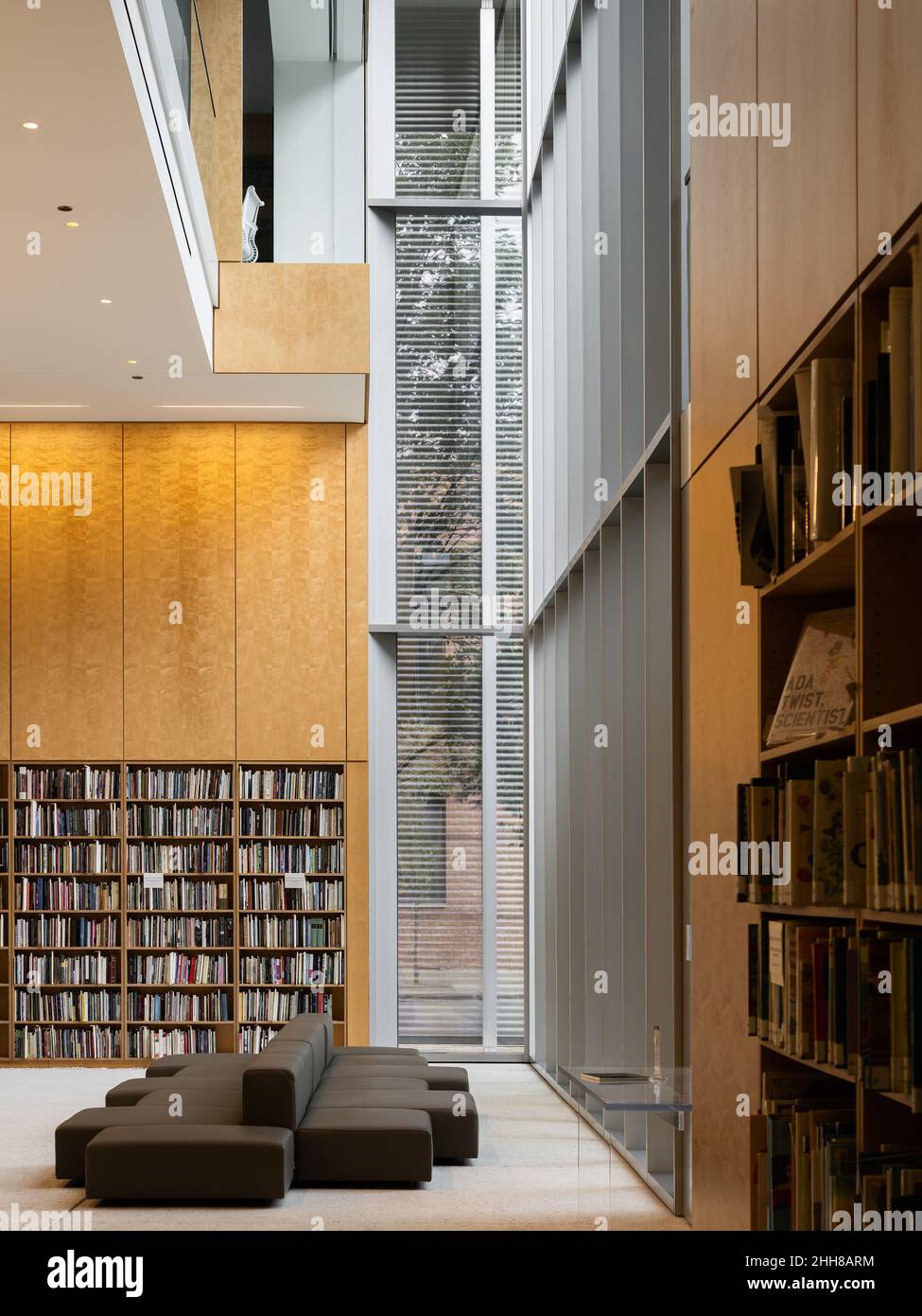 Poetry Foundation Building in Chicago designed by John Ronan Stock ...