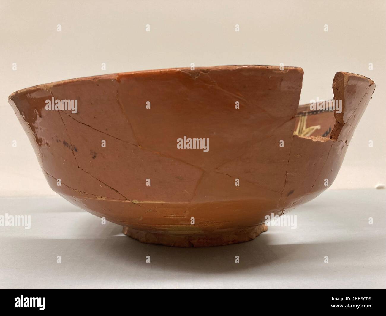 Ancient ceramic bowl preserved hi-res stock photography and images - Alamy