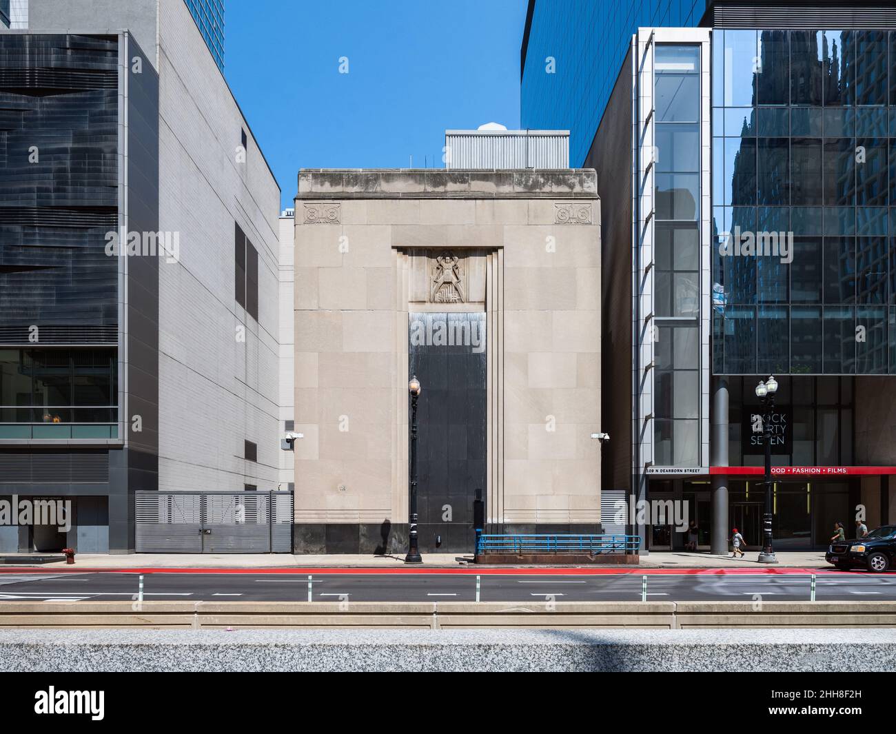Art deco ComEd substation in the Loop Stock Photo - Alamy