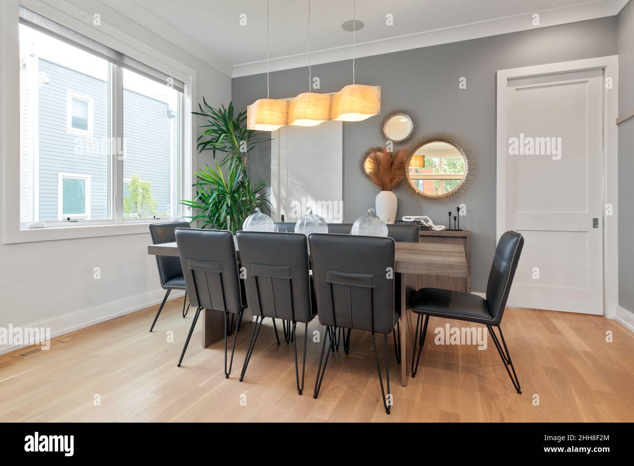 Residential Interior - Dining Room Stock Photo - Alamy