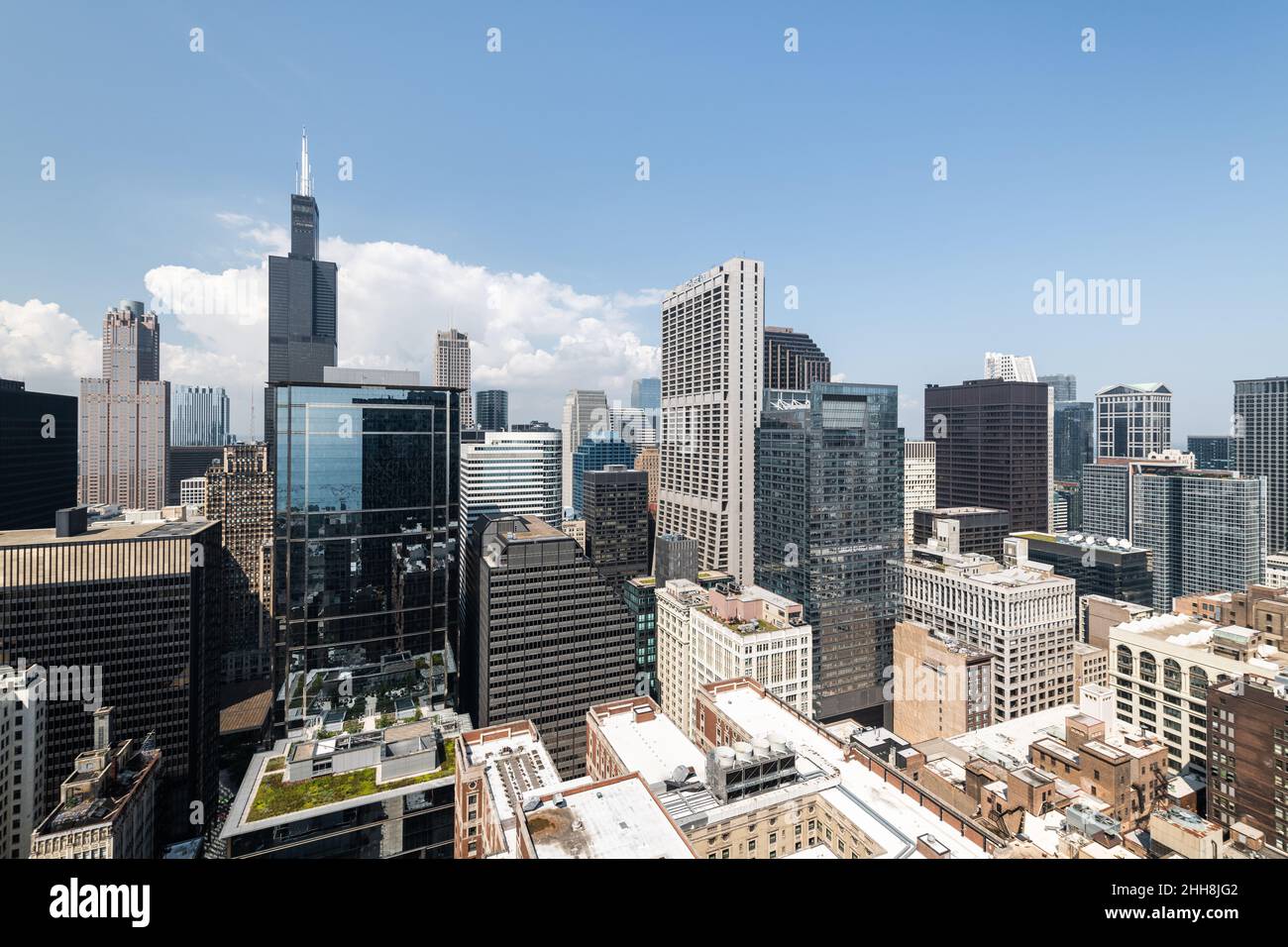 Aerial chicago skyline hi-res stock photography and images - Alamy