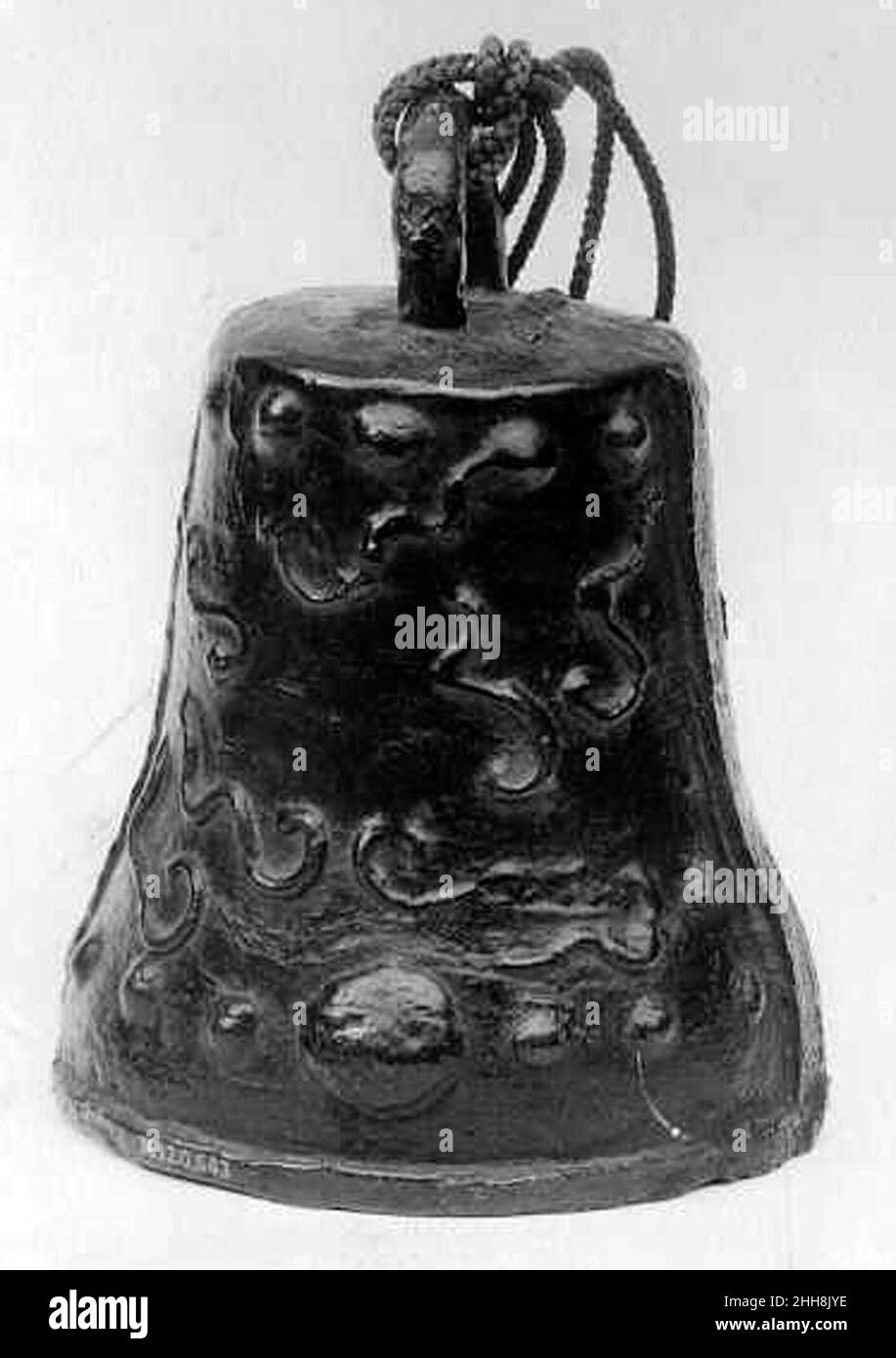 Bell 17th century? Japan. Bell 60031 Stock Photo - Alamy