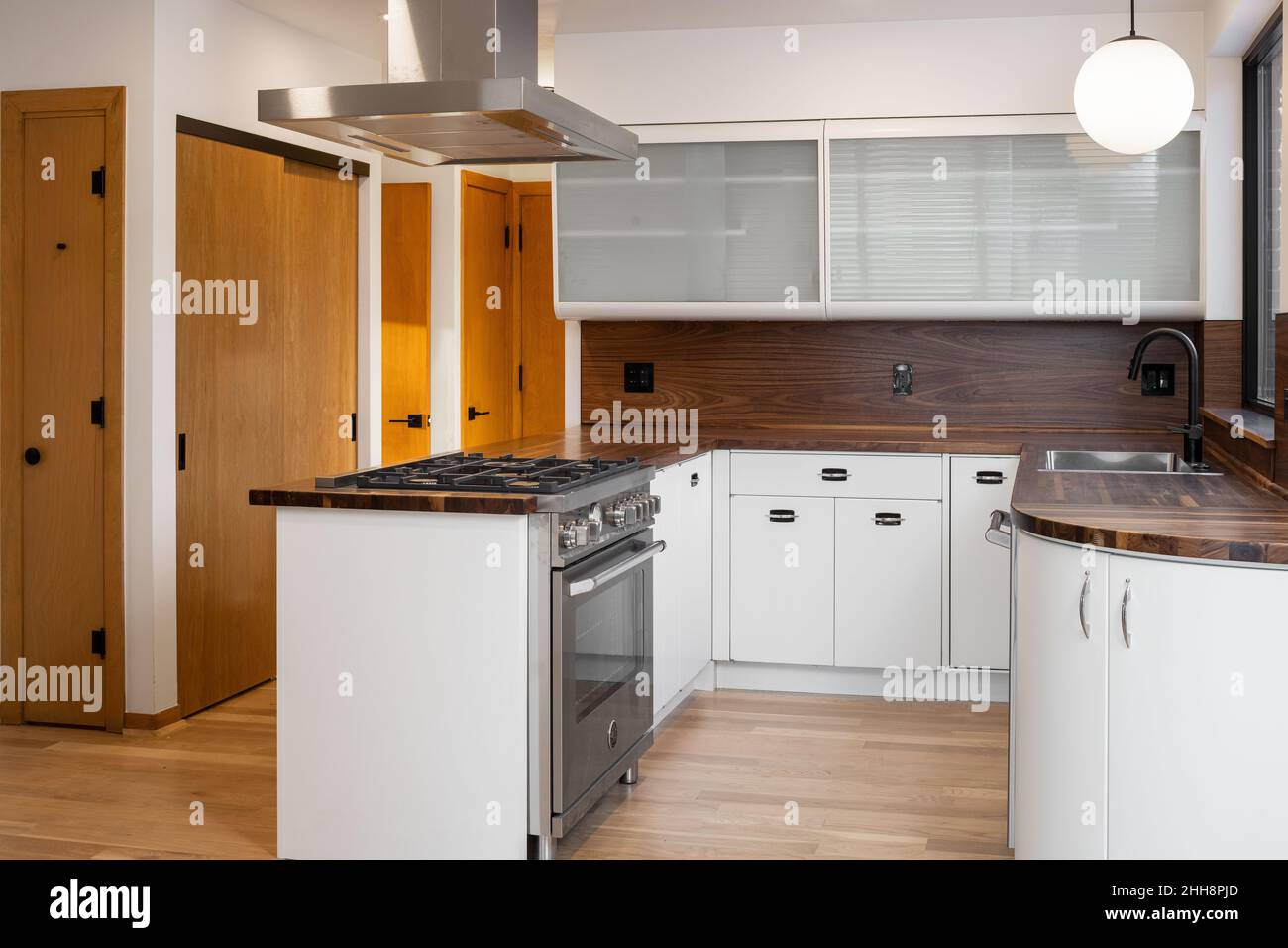 Residential Interior - Kitchen Stock Photo - Alamy