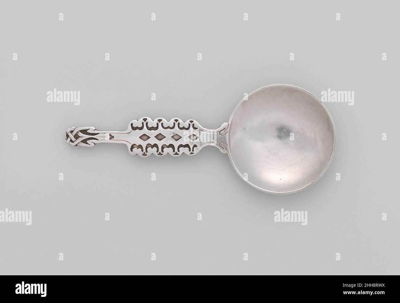 Interlaced styles hi-res stock photography and images - Alamy