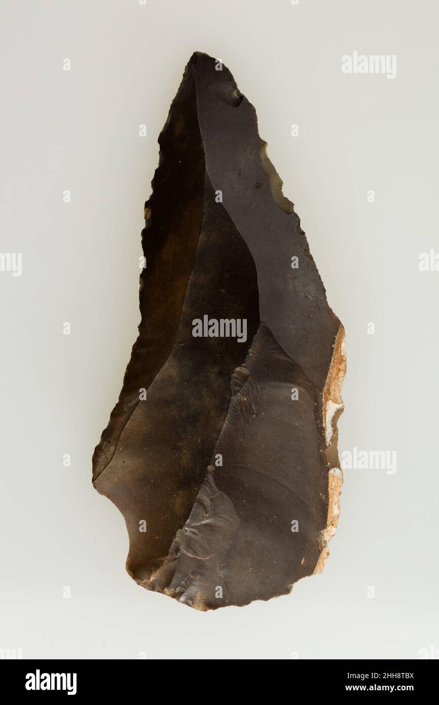 Atypical Levallois Point ca. 240,000–40,000 Middle Paleolithic Period ...