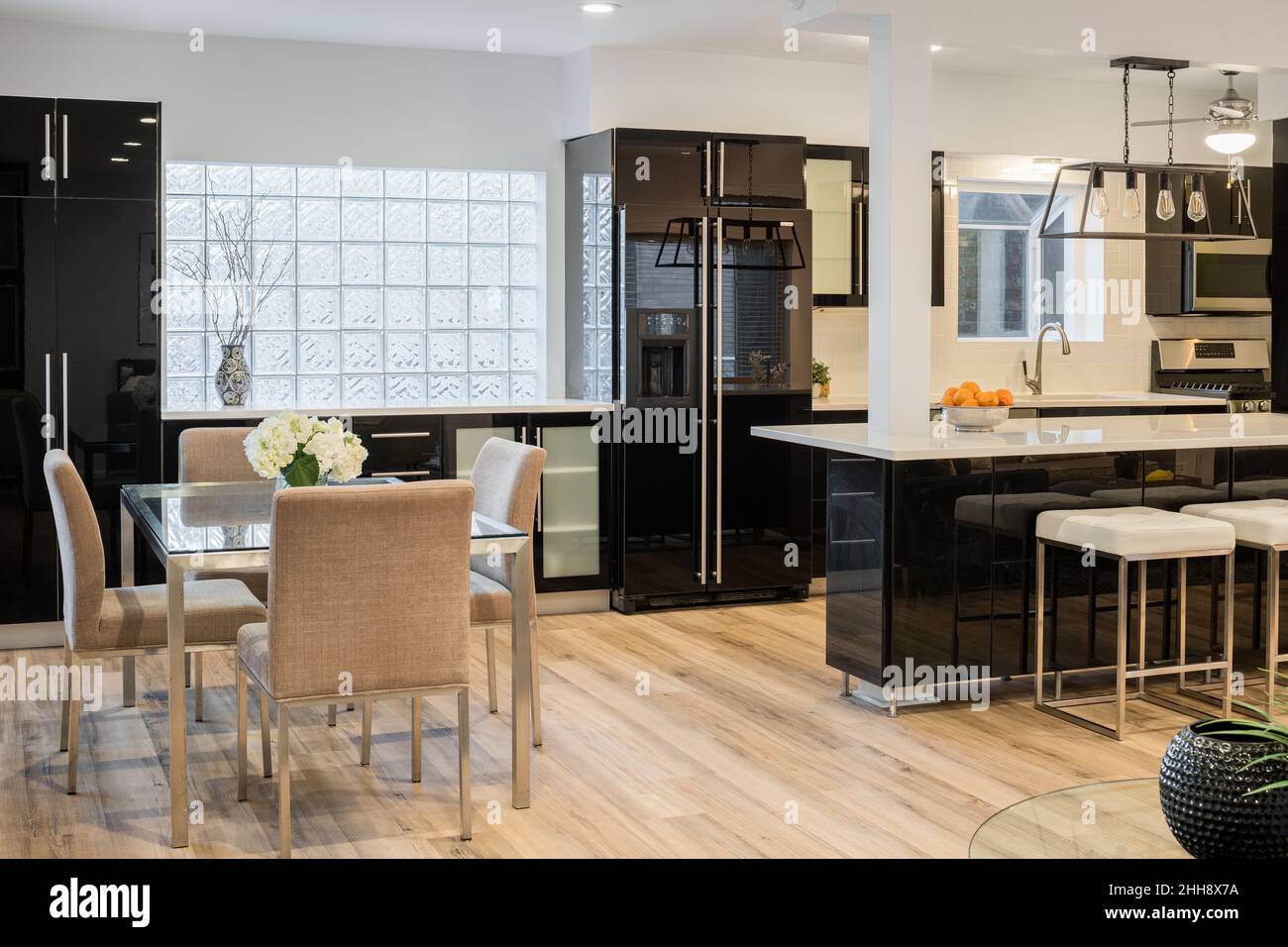 Residential Interior - Kitchen Stock Photo - Alamy