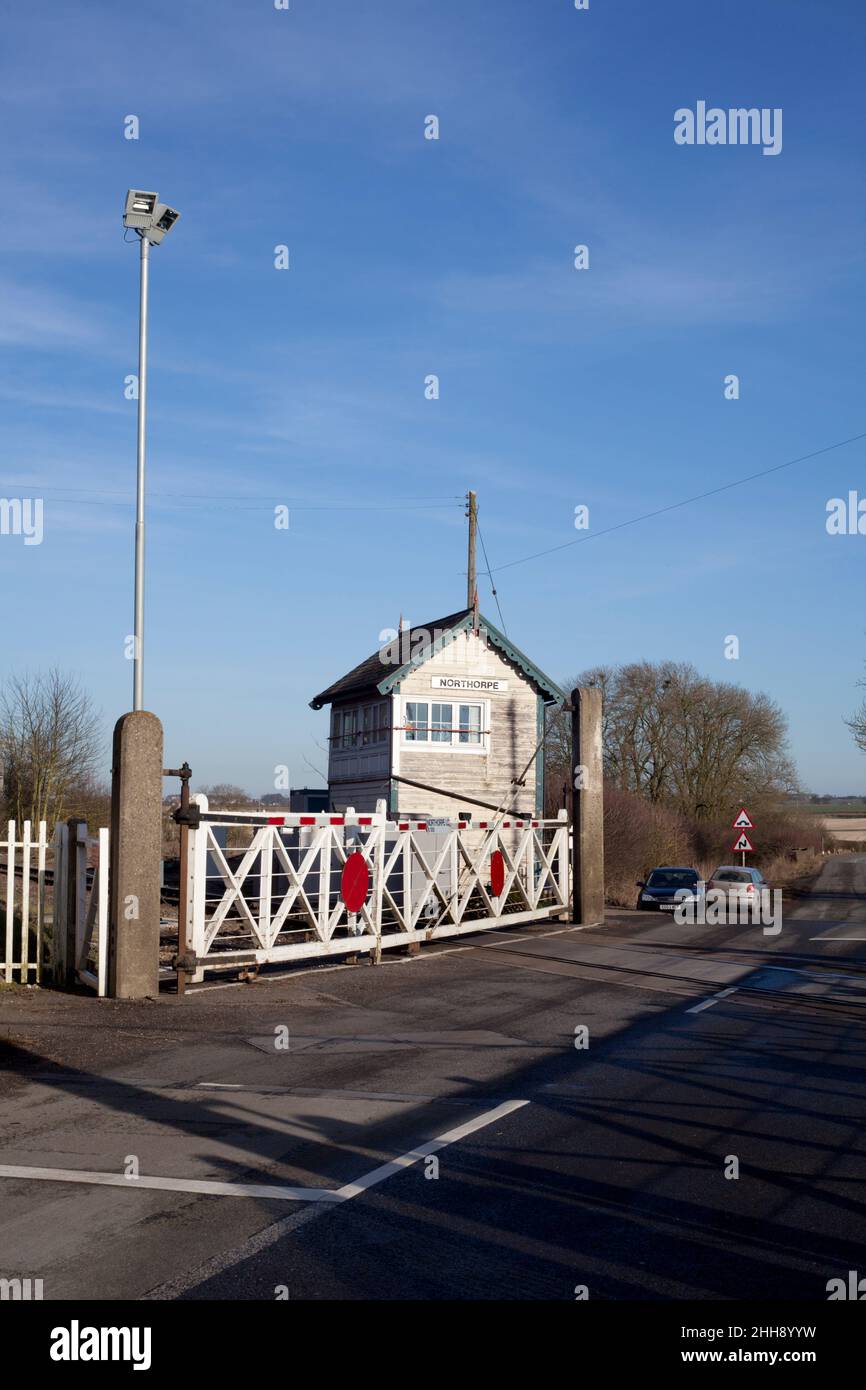 Northorpe mechanical signal box with gated level crossing (Brigg line ...