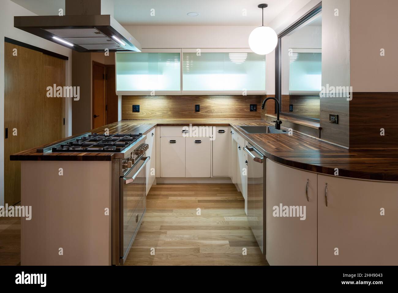 Residential Interior - Kitchen Stock Photo - Alamy