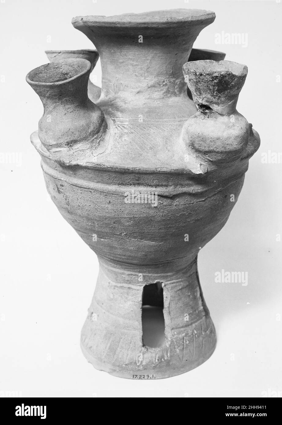 Offering Jar 5th–6th century Japan. Offering Jar. Japan. 5th–6th ...