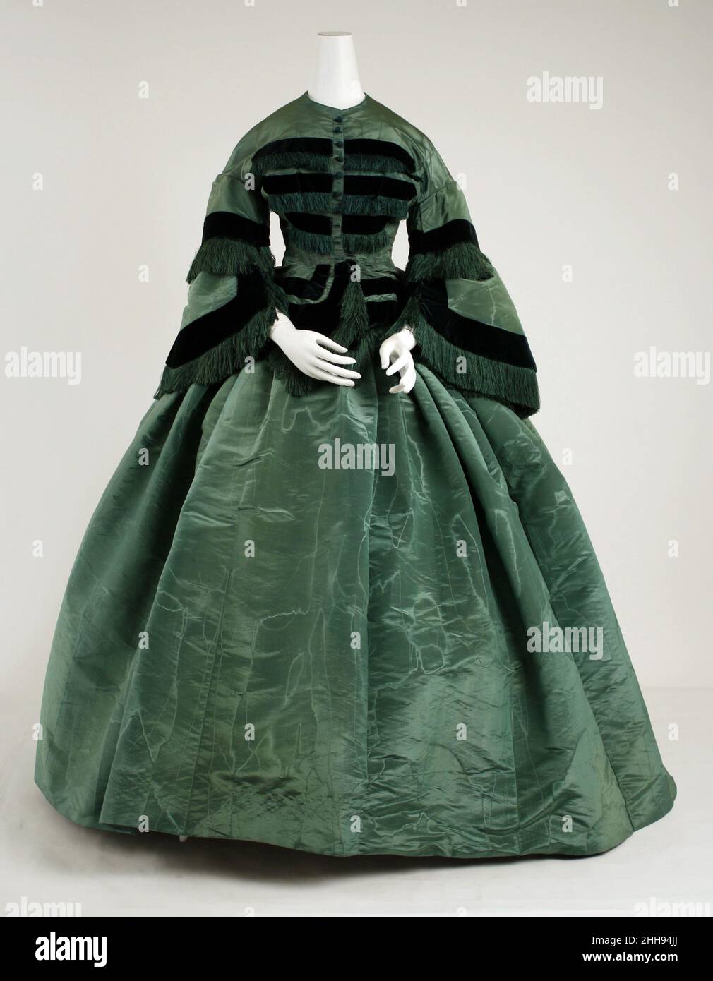 Utilitarian ensemble hi-res stock photography and images - Alamy