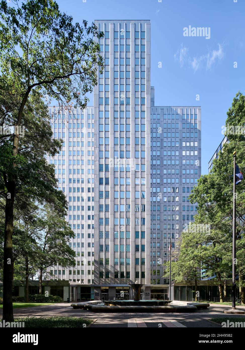 Gateway to city center hi-res stock photography and images - Alamy