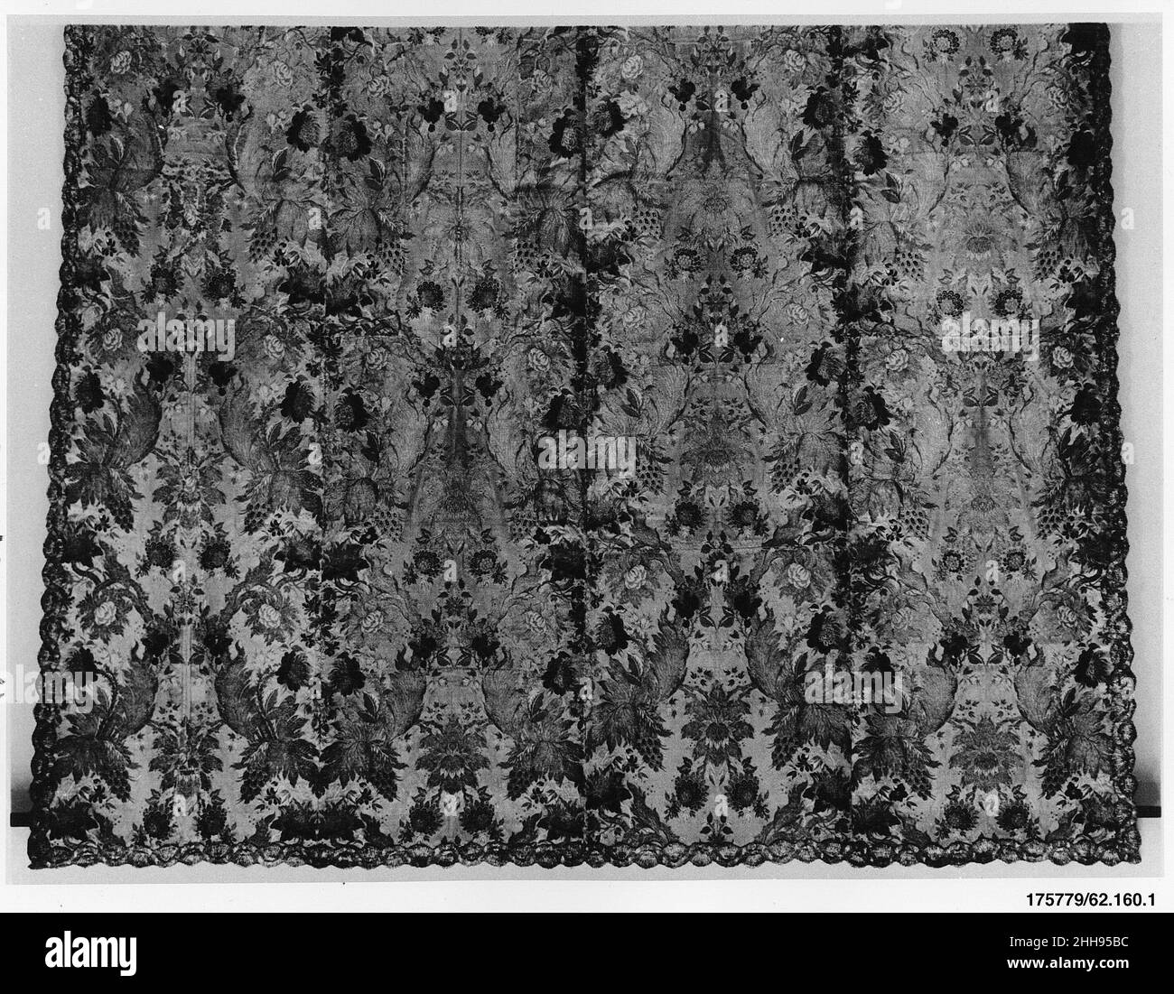 Detailed panel hi-res stock photography and images - Alamy
