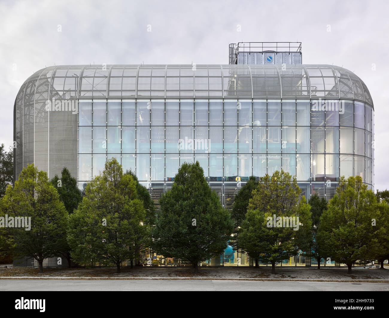 South Campus Chiller Plant designed by Helmut Jahn Stock Photo - Alamy South Campus Chiller Plant designed by Helmut Jahn Stock Photo - Alamy