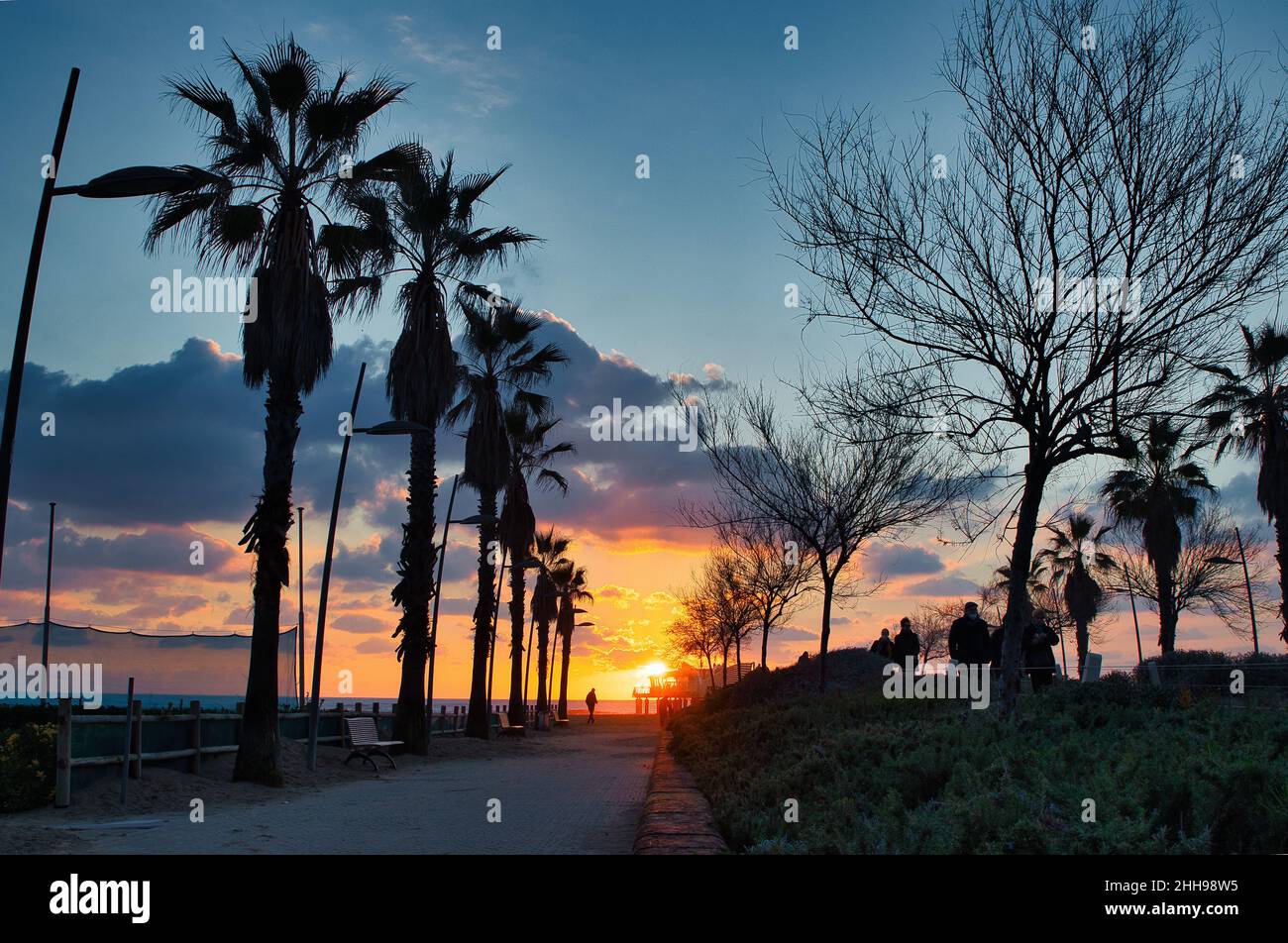 Scenery with pier hi-res stock photography and images - Alamy