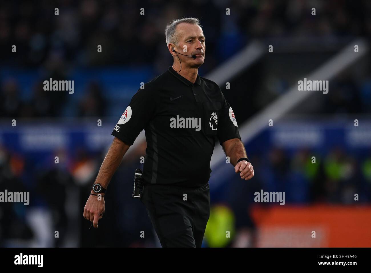 Martin atkinson referee hi-res stock photography and images - Alamy