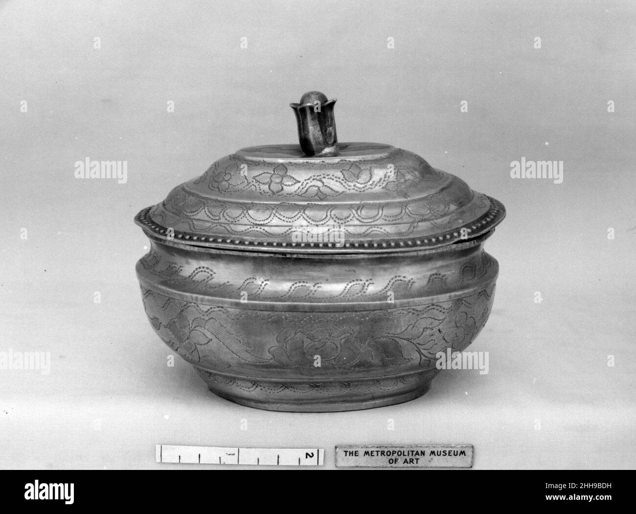 Sugar bowl with cover 18th century German. Sugar bowl with cover ...