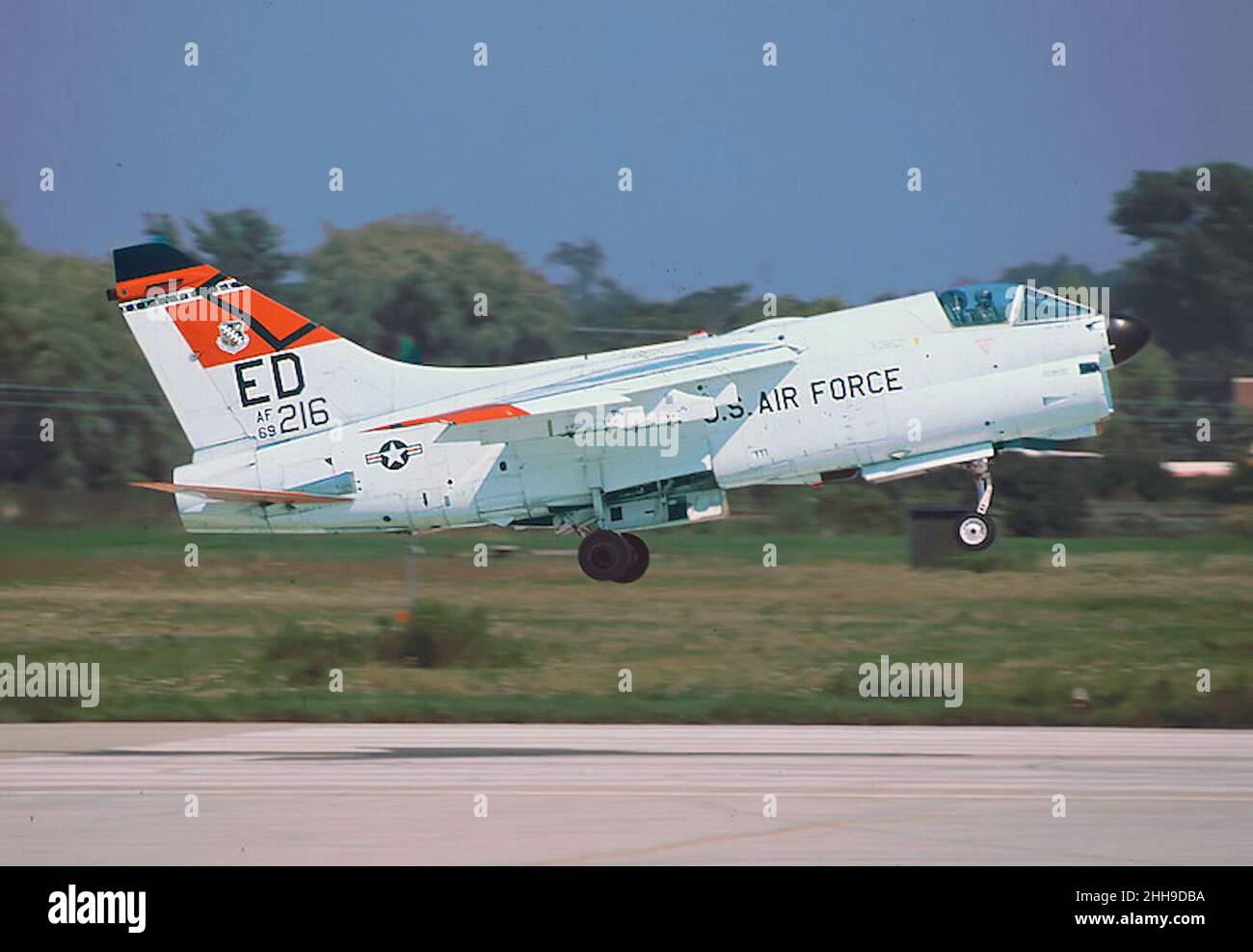 445th flight test squadron hi-res stock photography and images - Alamy