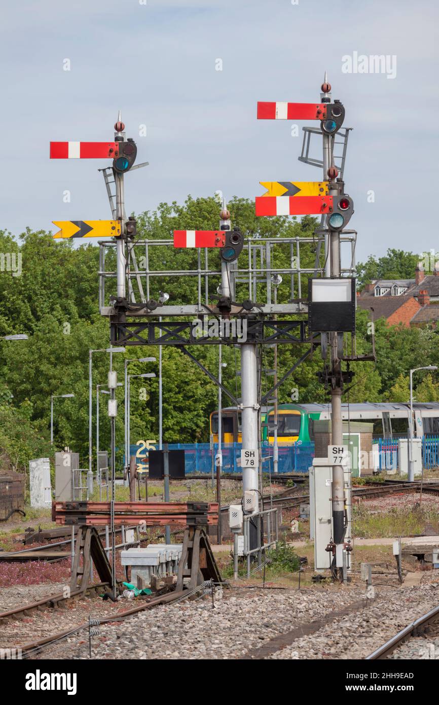 Lower quadrant bracket signal hi-res stock photography and images - Alamy