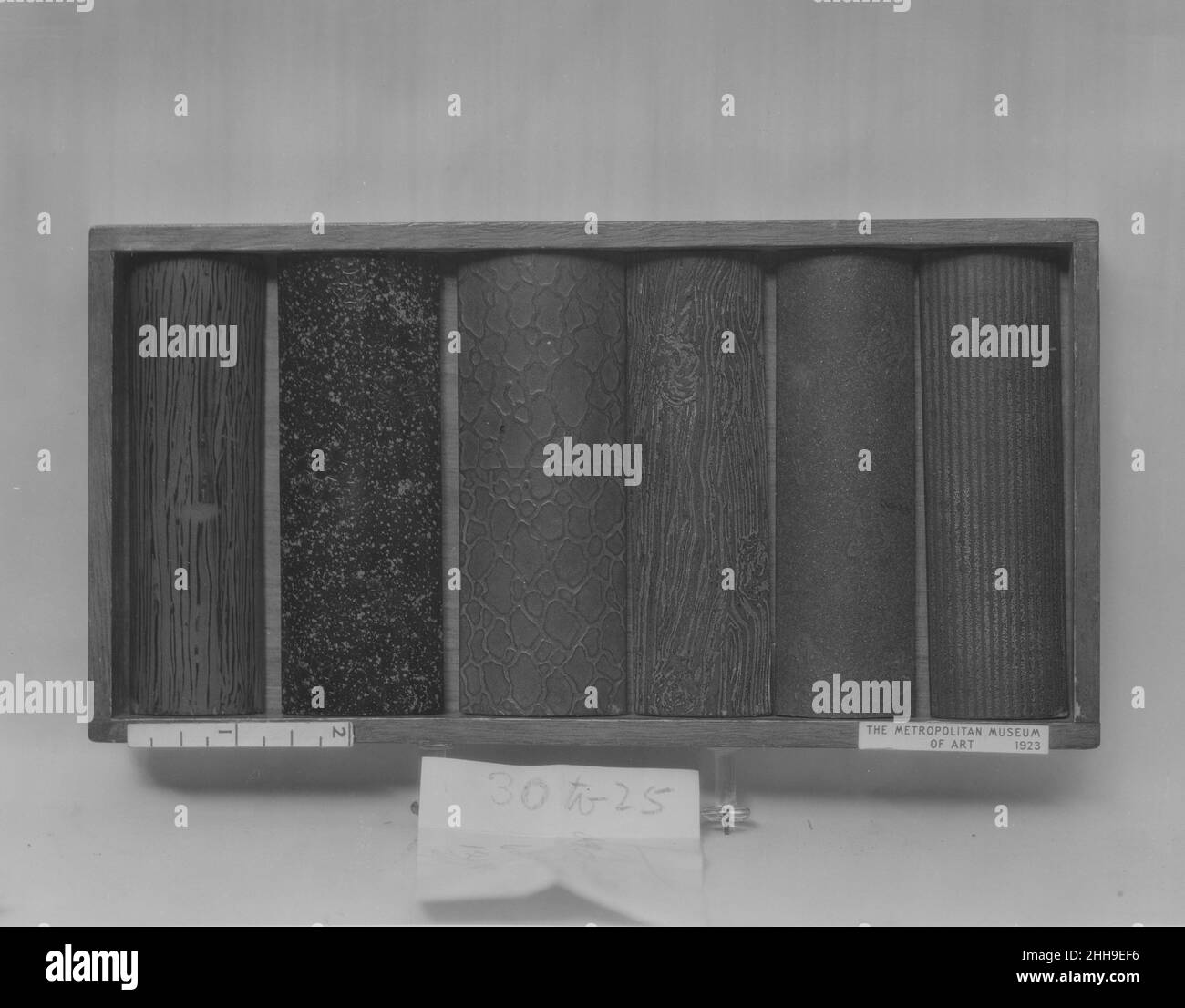 Japanese lacquerware craft hi-res stock photography and images - Alamy