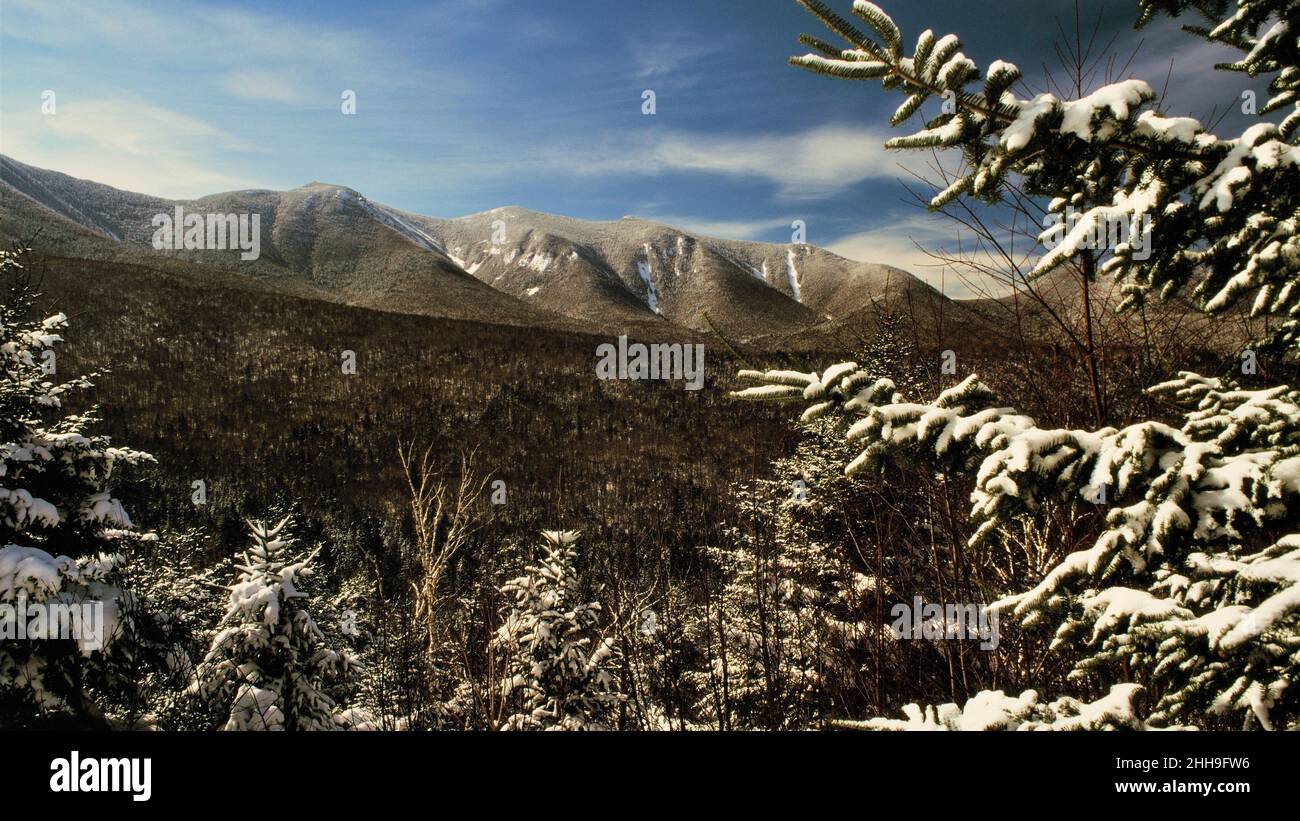 White Mountains of New Hampshire in winter snow Stock Photo - Alamy