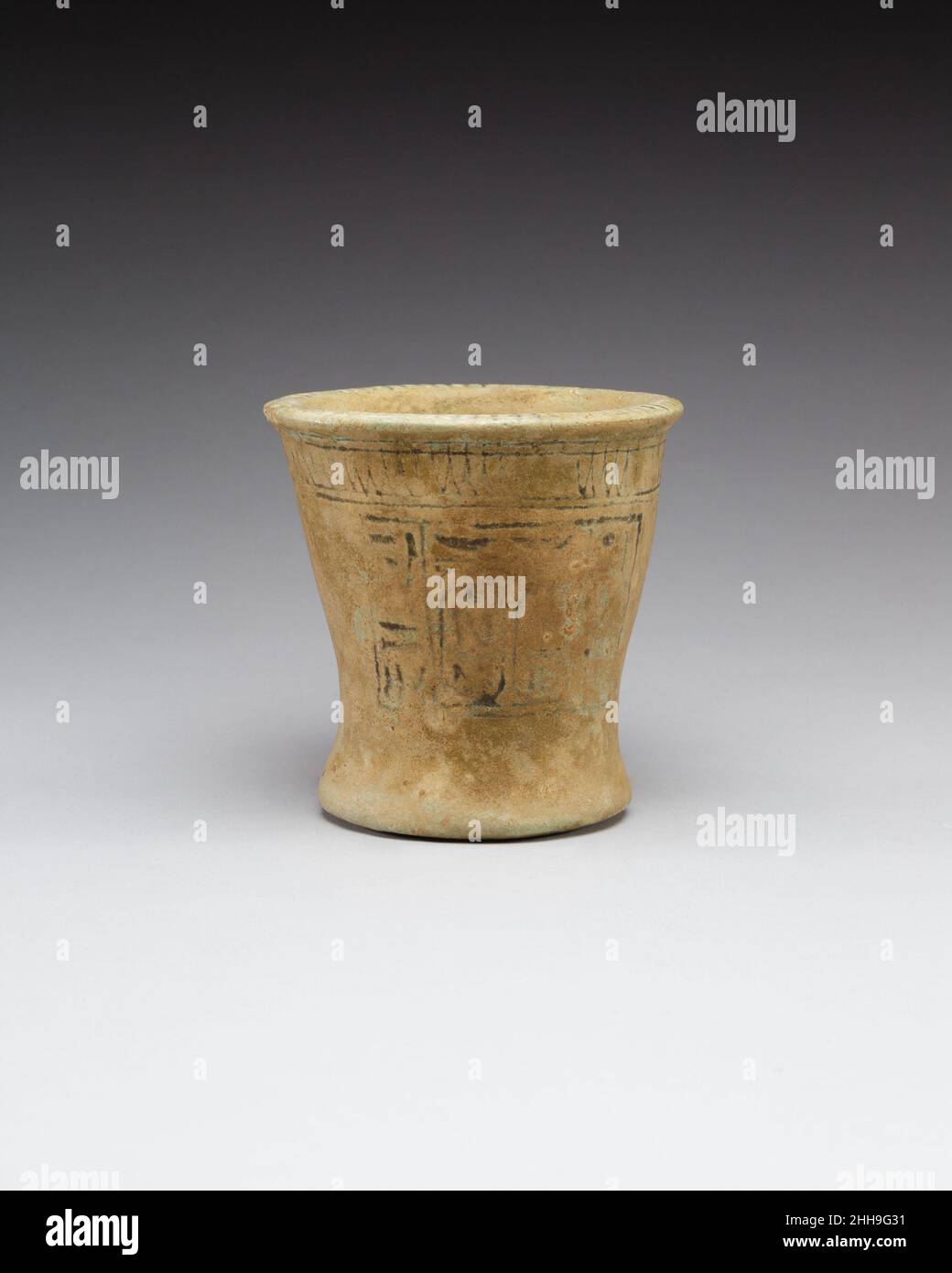 Faience cup egypt hi-res stock photography and images - Alamy