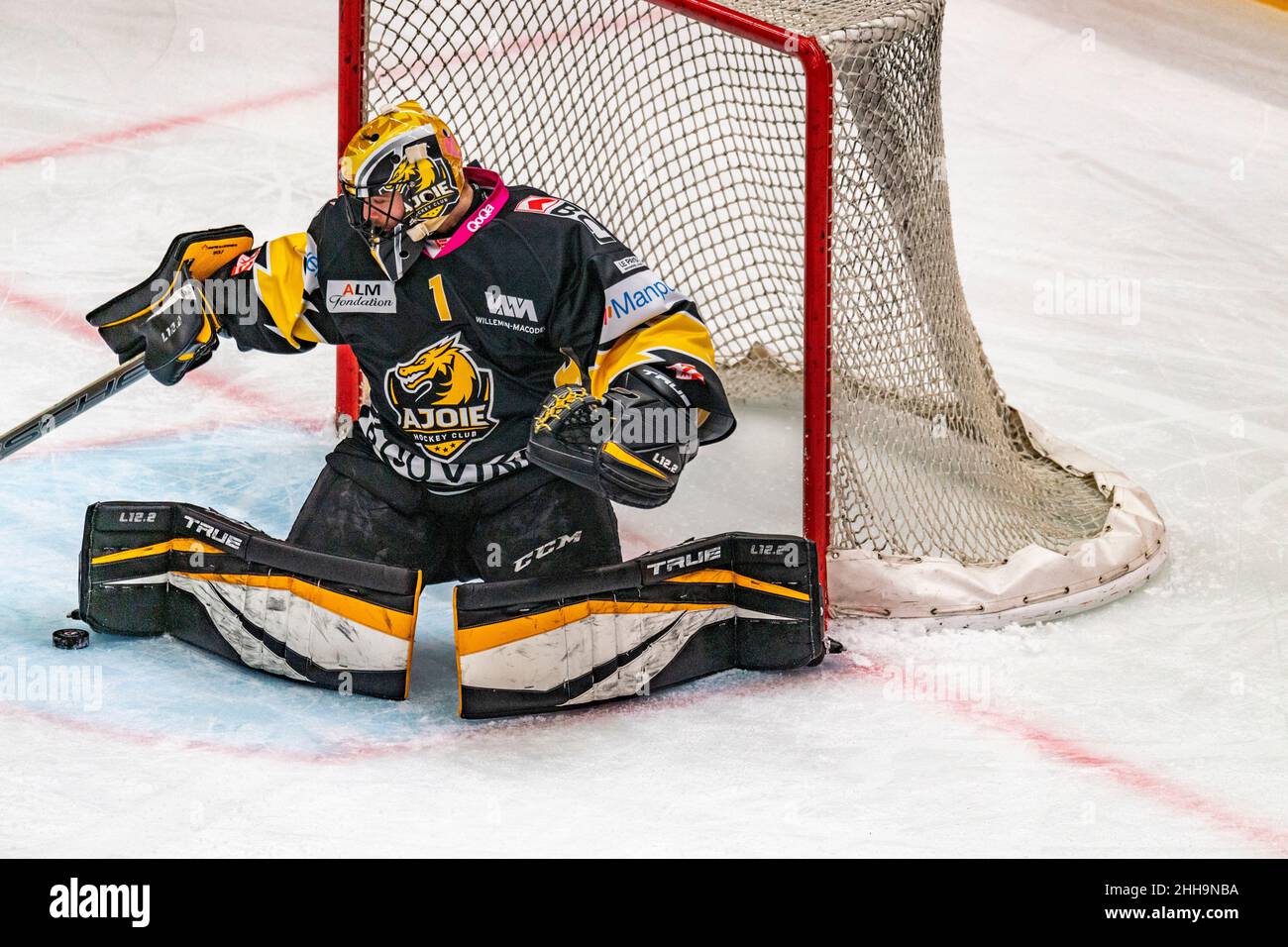 Lausanne, Switzerland. 01st Mar, 2022. Tim Wolf (goalkeeper) of HC ...