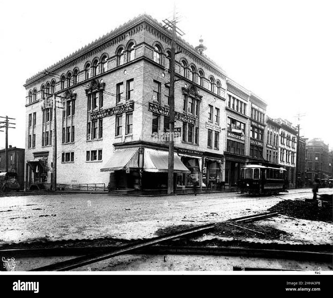 Smith Block at the corner of 1st Ave S and Jackson Street, Seattle ...