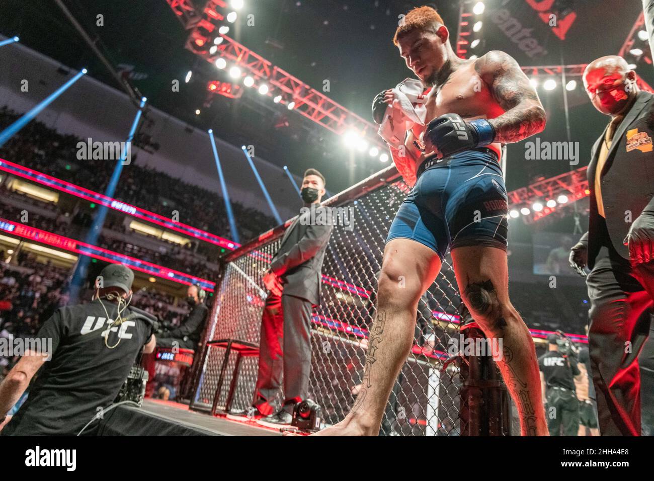 Anaheim, California, USA. 23rd Jan, 2022. UFC 270: Ngannou vs Gane ...