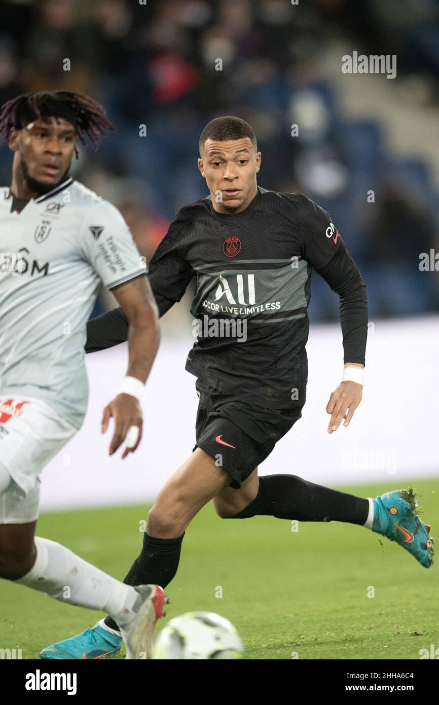 Kylian Mbappe of Paris Saint-Germain in action during the Ligue 1 Uber ...