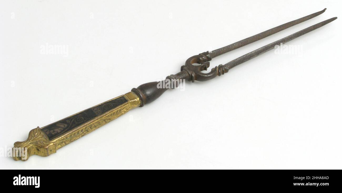 Two pronged fork hi-res stock photography and images - Alamy