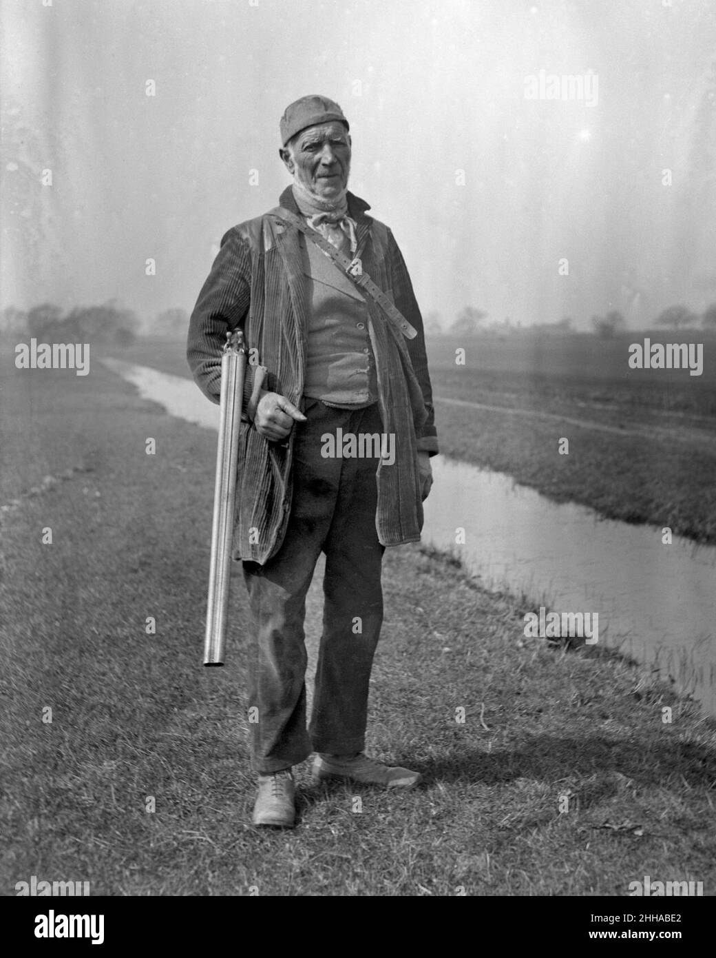 Snowden Slights, front view of fowler YORYM-S22 Stock Photo - Alamy