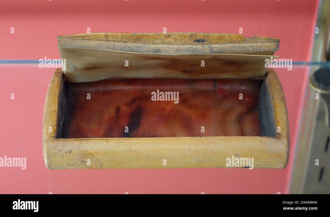 Snuff box used by Lavius Fillmore, builder of Old First Church in1805 ...