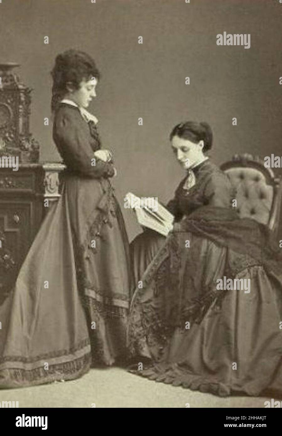 Sofia Shuvalova and Varvara Orlova Stock Photo - Alamy